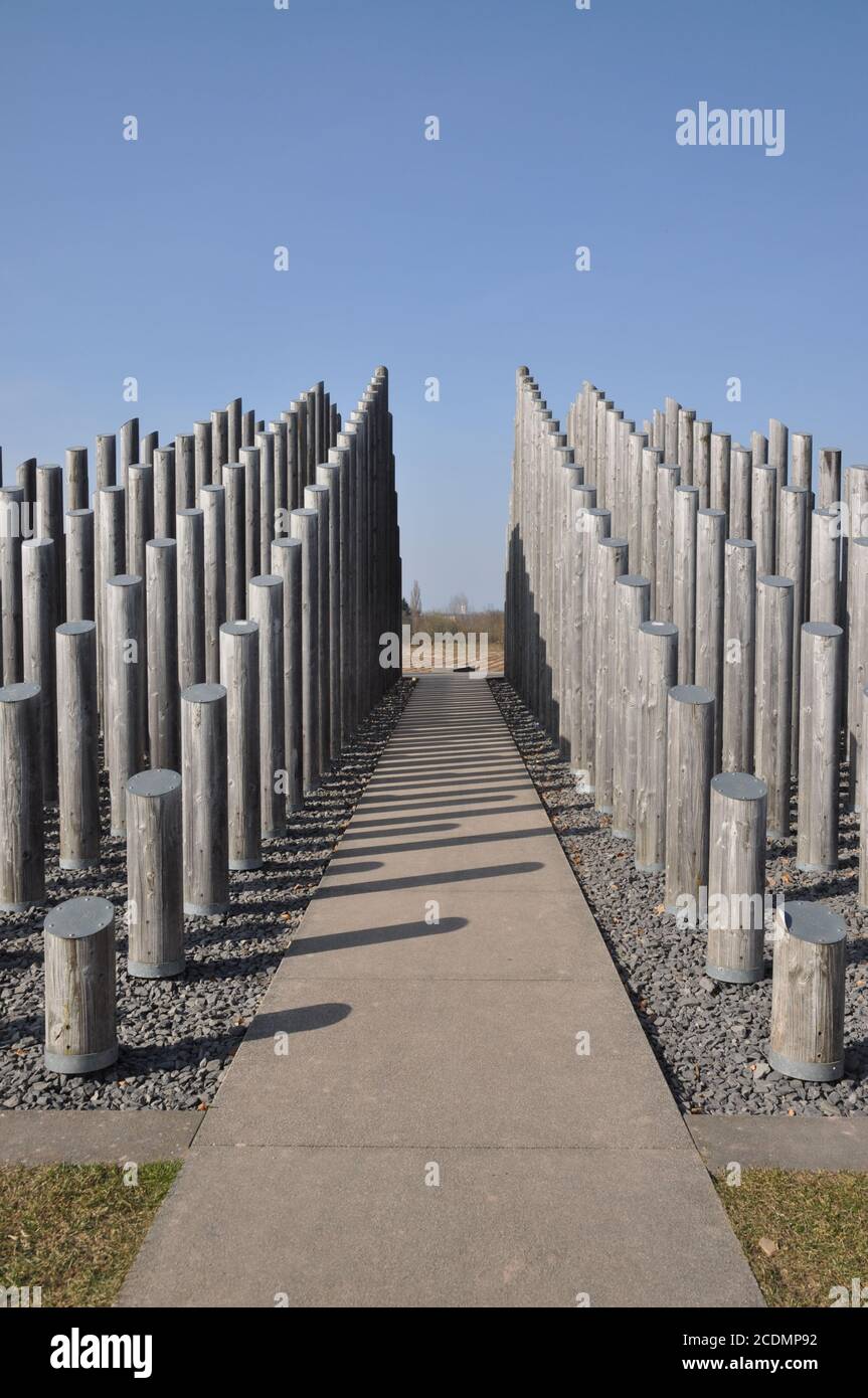 Stangenpyramide hi-res stock photography and images - Alamy