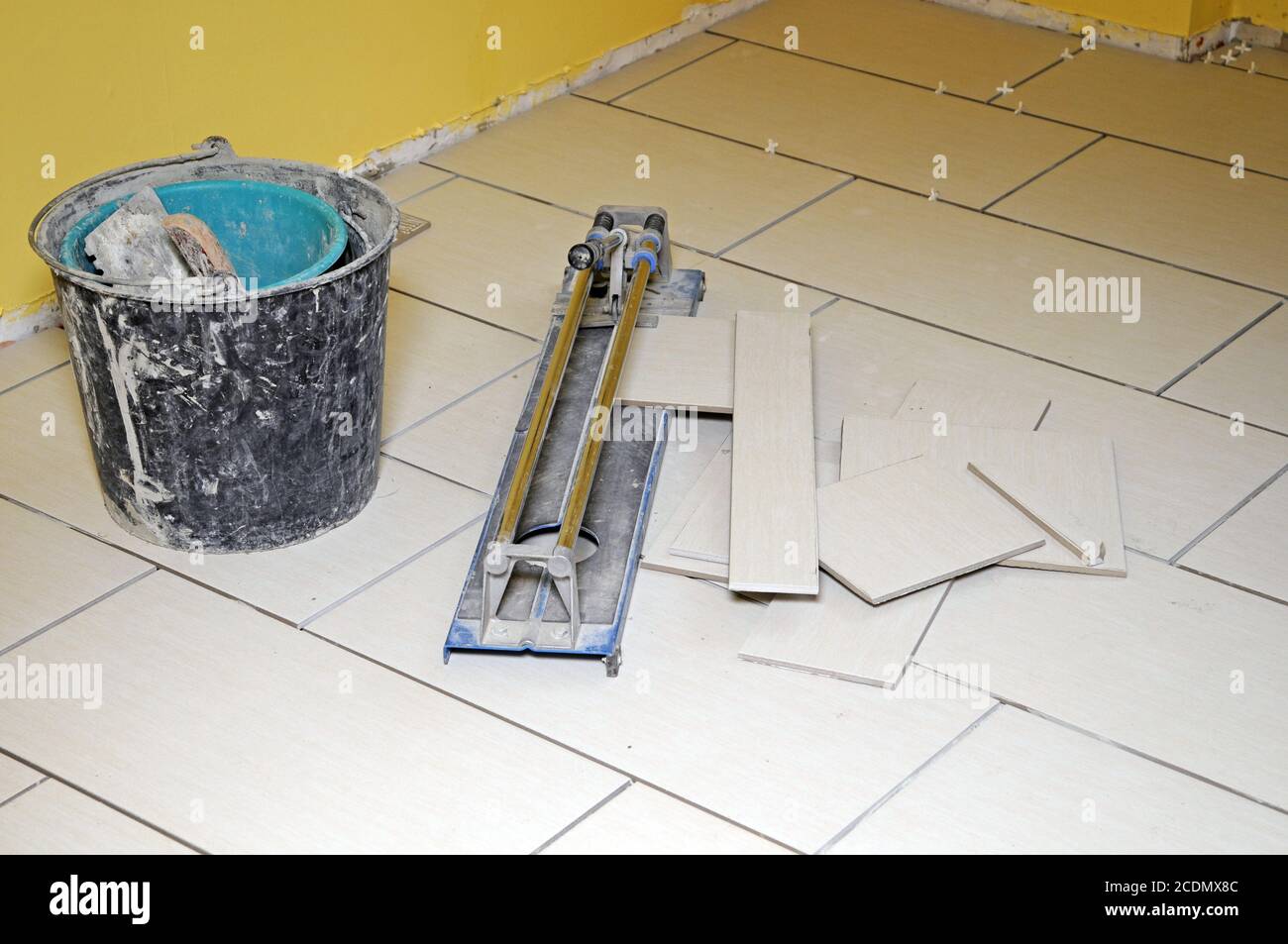 Tile laying tool Stock Photo - Alamy