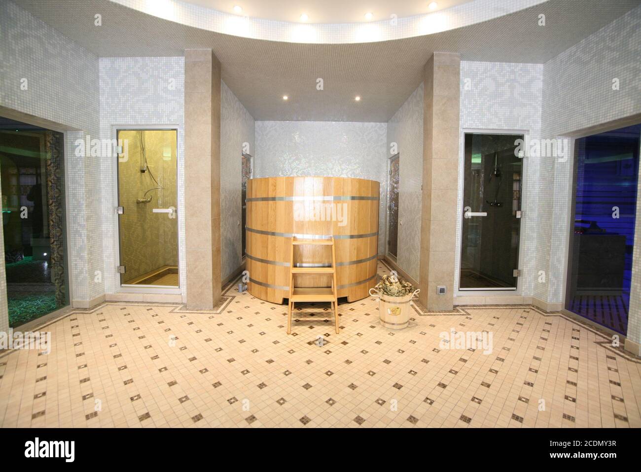 Classic traditional room hi-res stock photography and images - Alamy