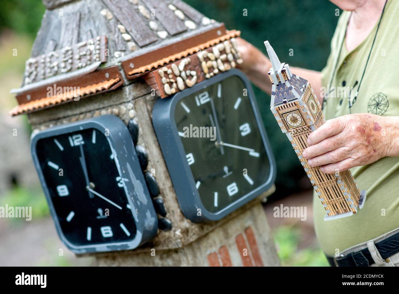 Big ben models hi-res stock photography and images - Alamy