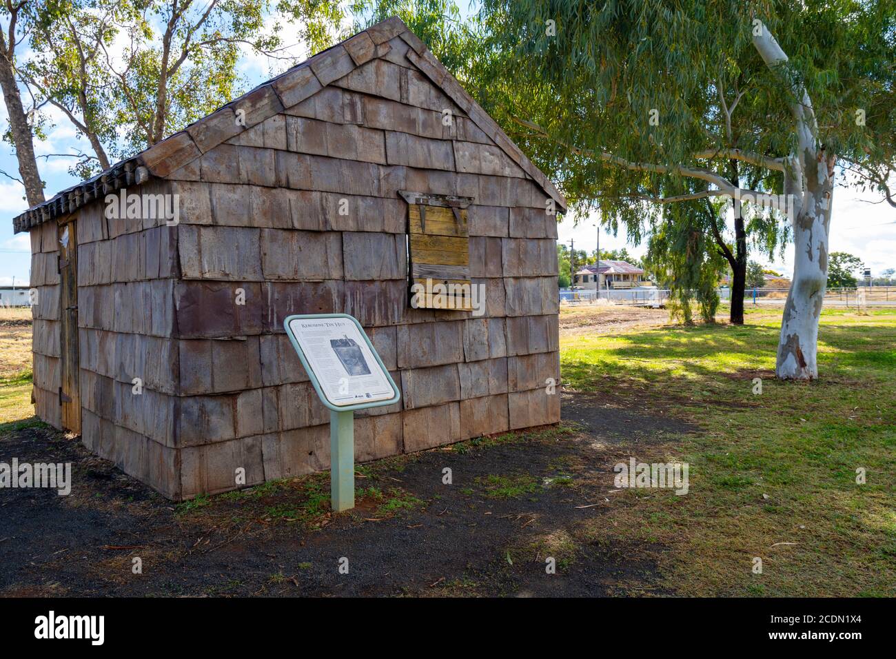 Kerosene tin shed built during 1930 Great Depression, Morven Queensland ...