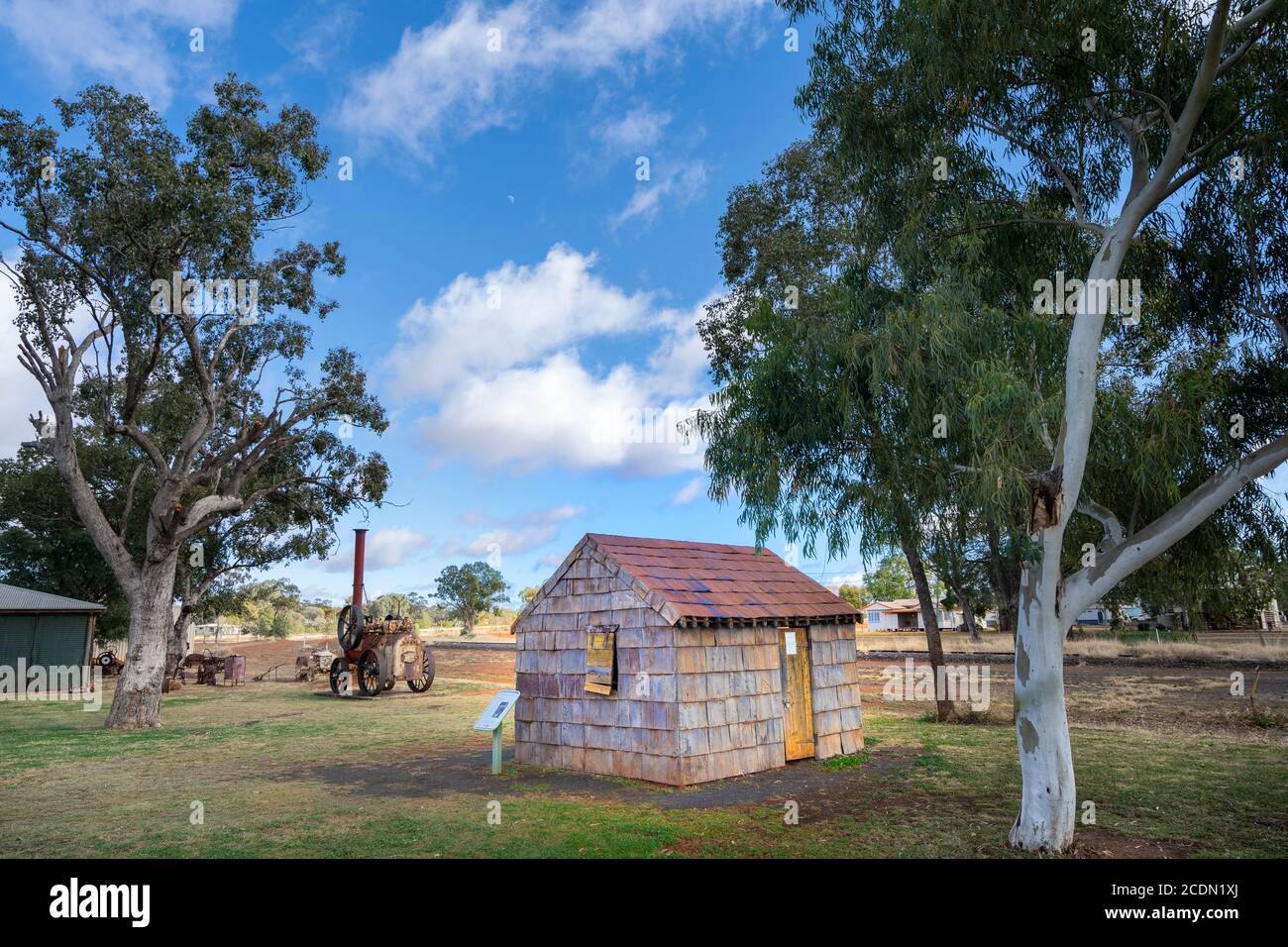 Kerosene tin shed built during 1930 Great Depression, Morven Queensland ...