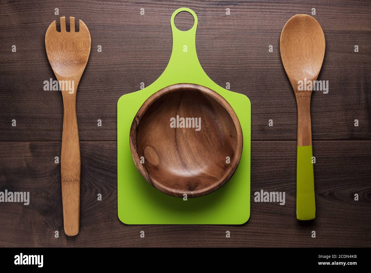 Empty salad bowl hi-res stock photography and images - Alamy