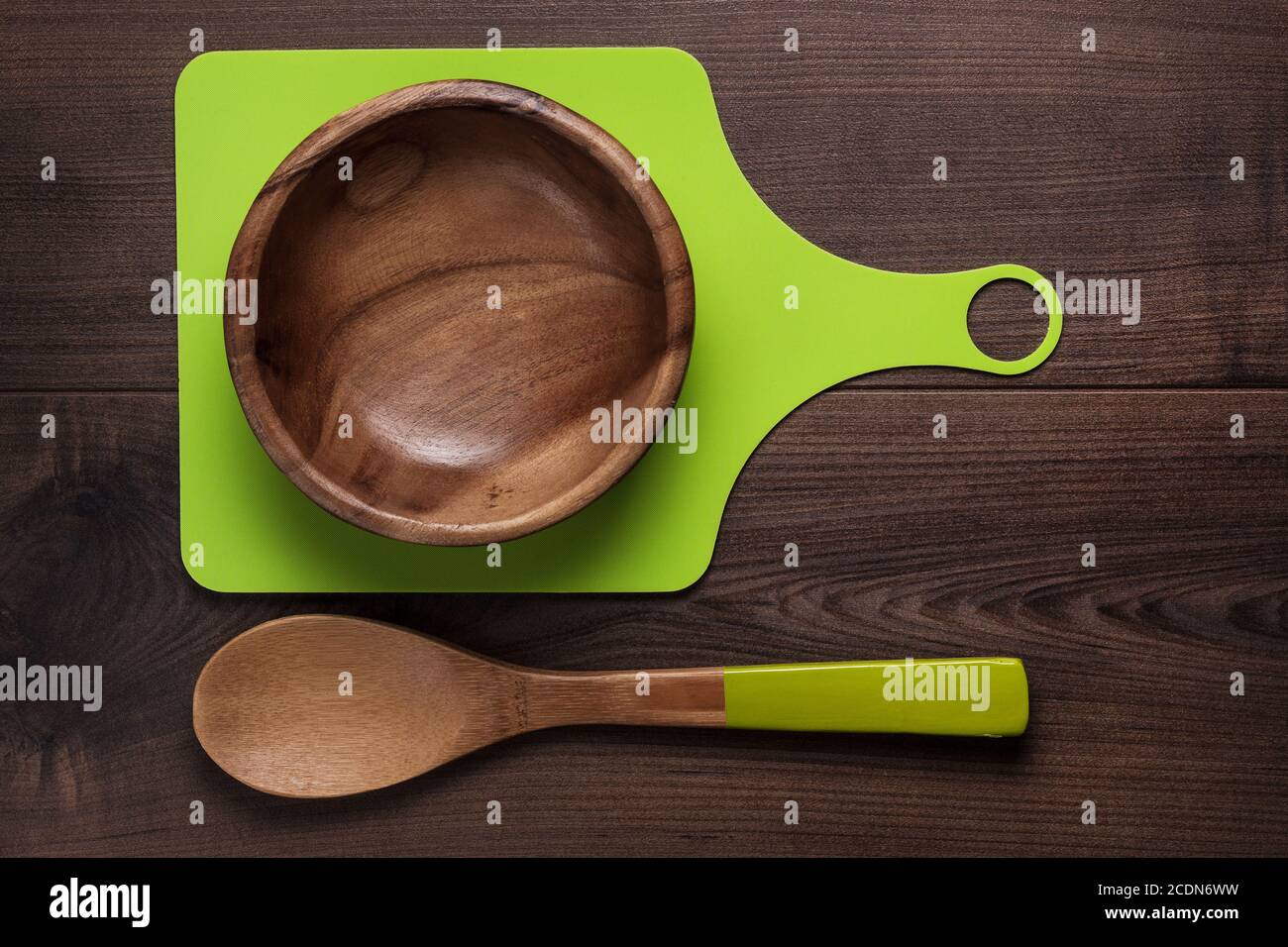 Empty salad bowl hi-res stock photography and images - Alamy