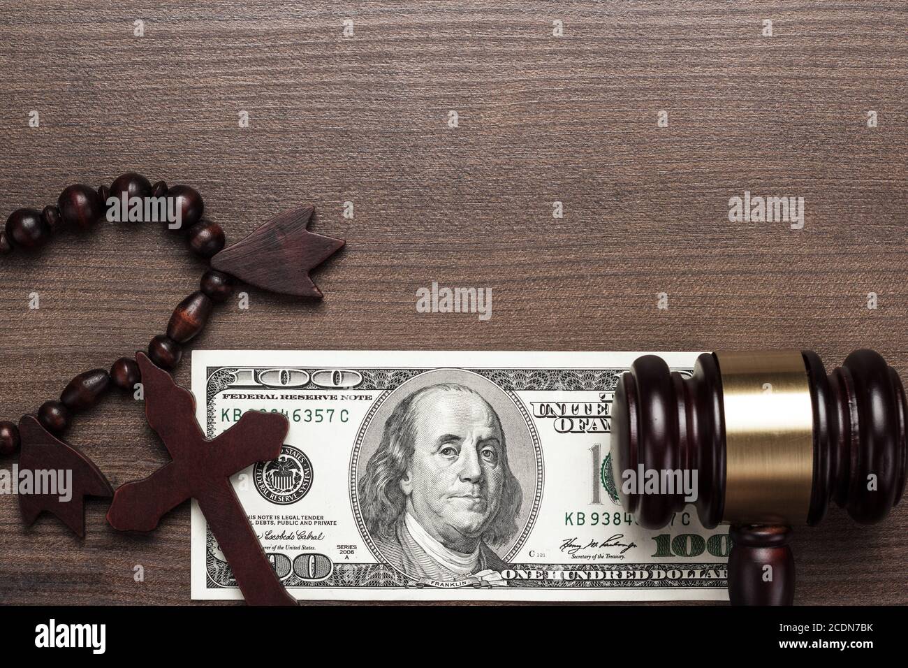 Christian cross money hi-res stock photography and images - Alamy