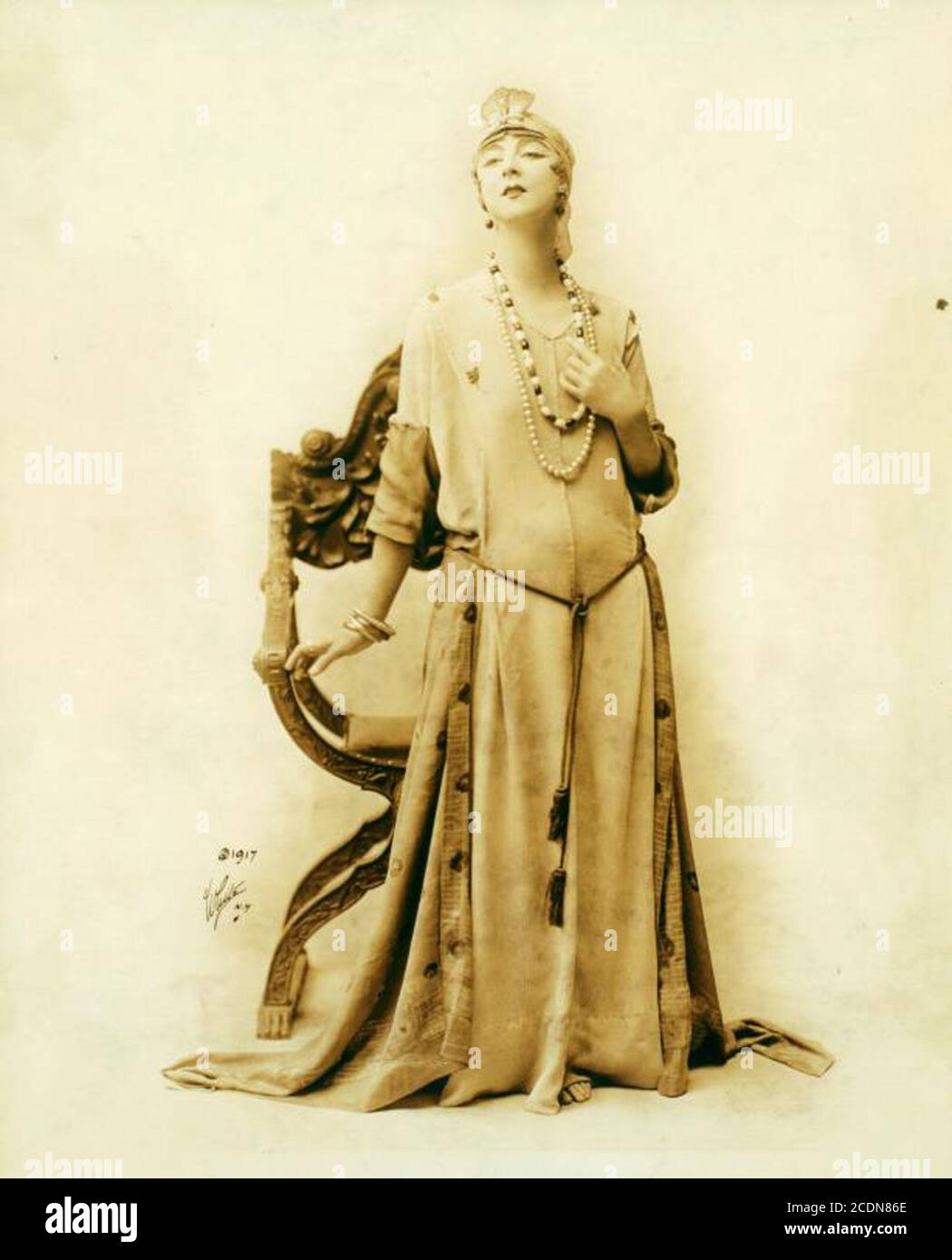 Ruth st. denis hi-res stock photography and images - Alamy