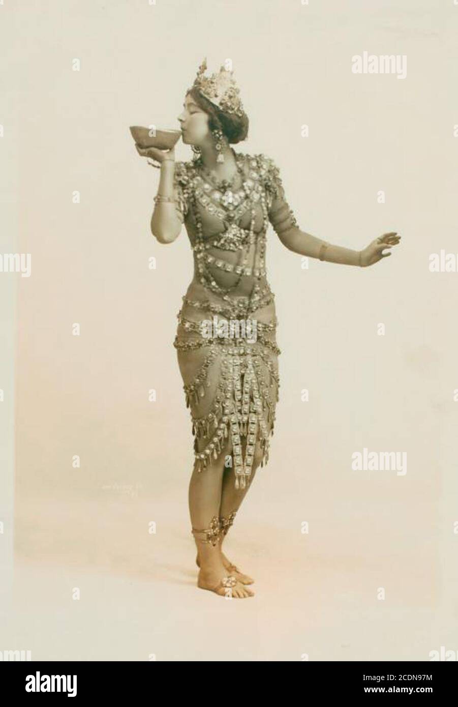 Ruth st. denis hi-res stock photography and images - Alamy