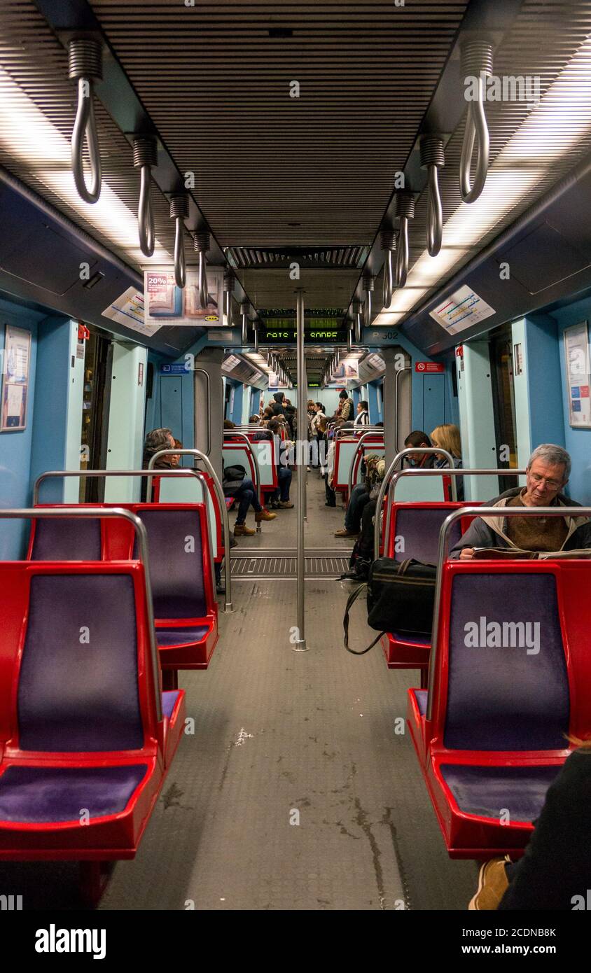 Metro lisboa inside interior hi-res stock photography and images - Alamy