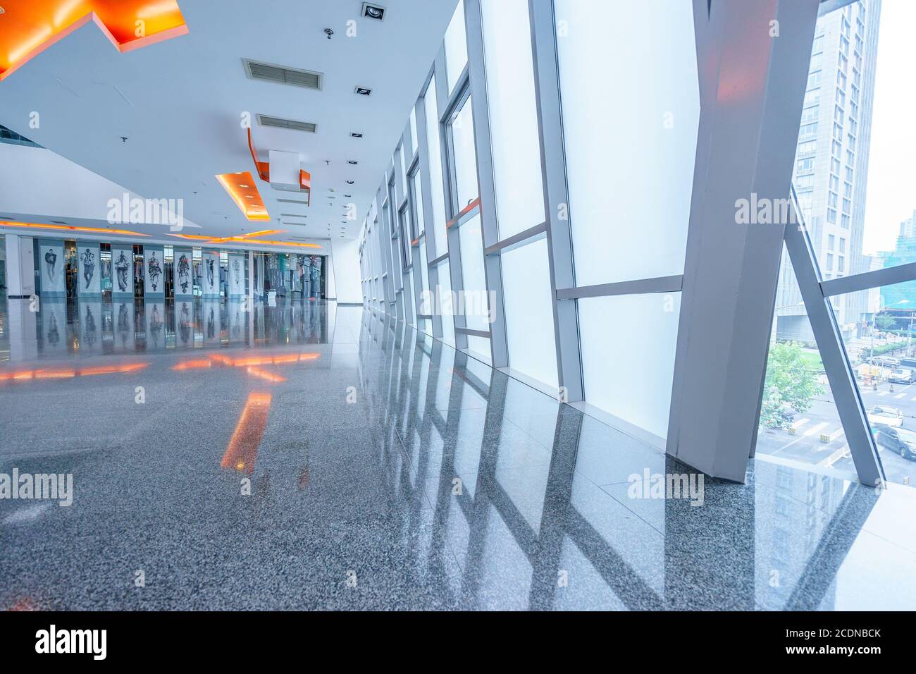 empty hall with shops Stock Photo - Alamy