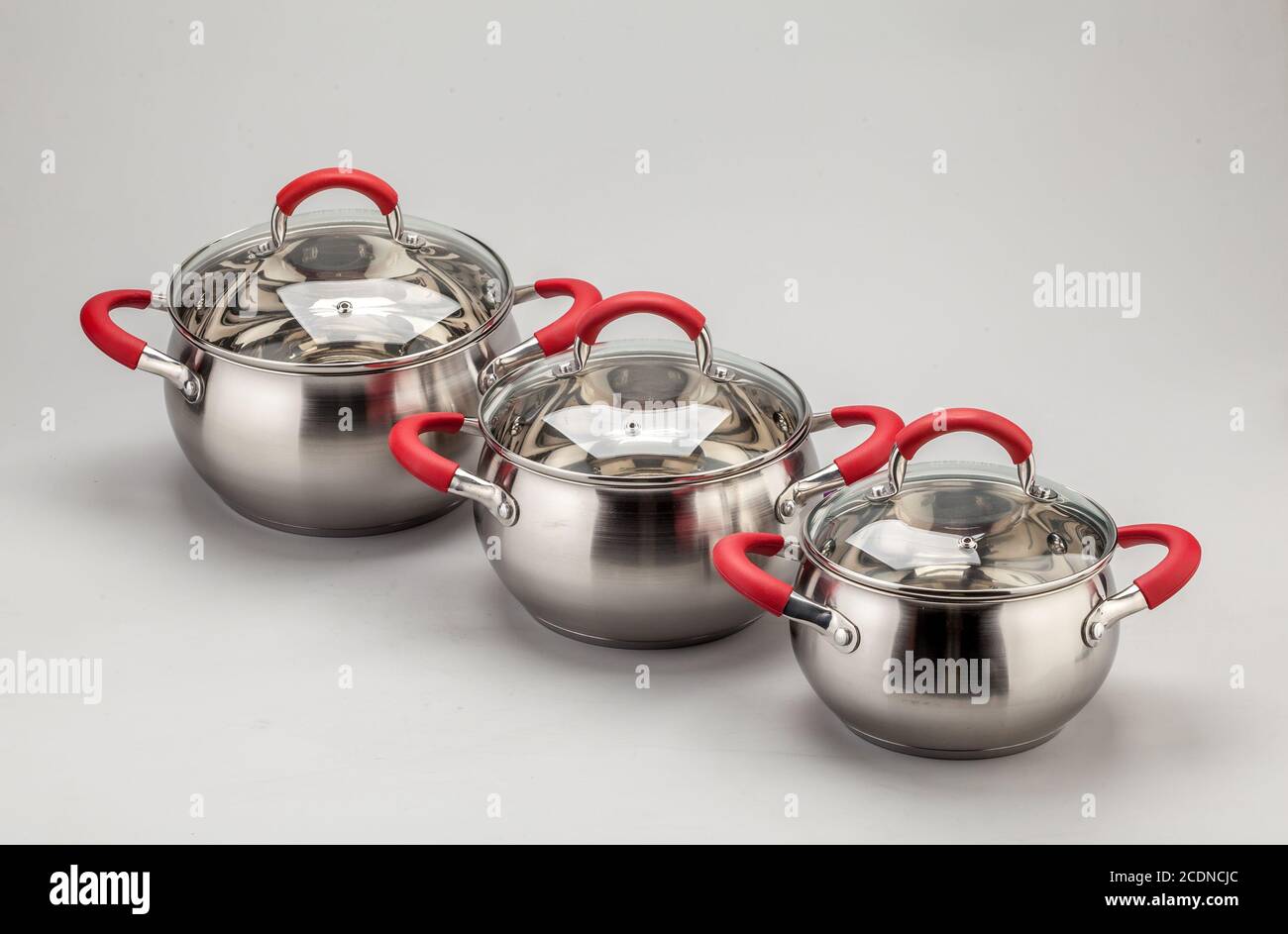Steel pots hi-res stock photography and images - Alamy
