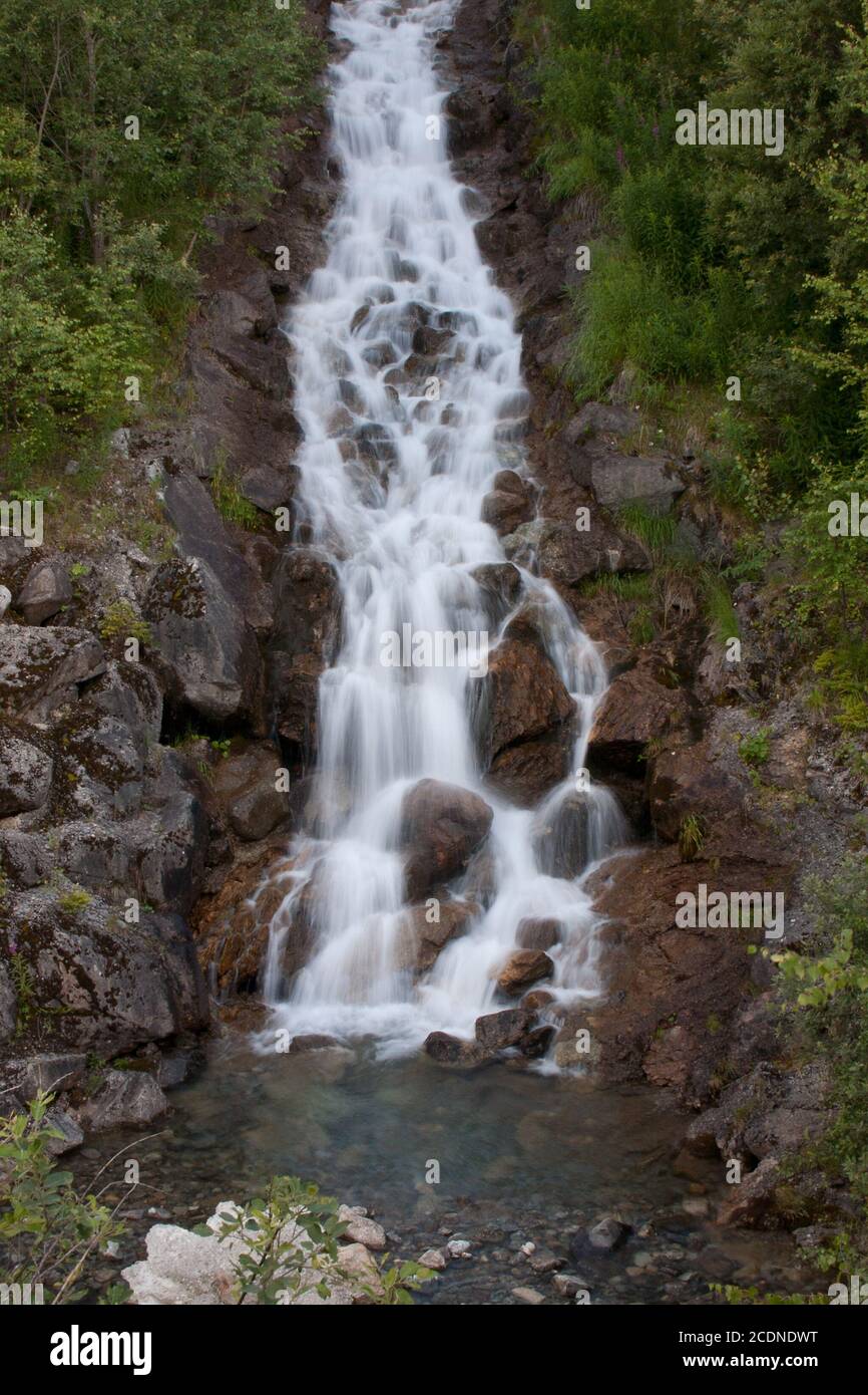 Pool with mountains hi-res stock photography and images - Alamy