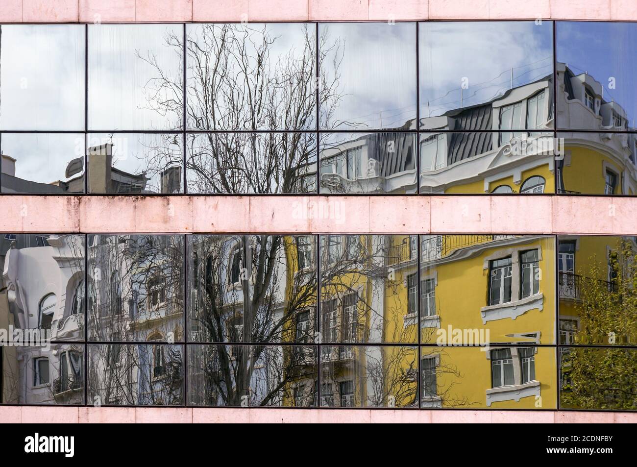 Window reflection tall buildings new hi-res stock photography and ...