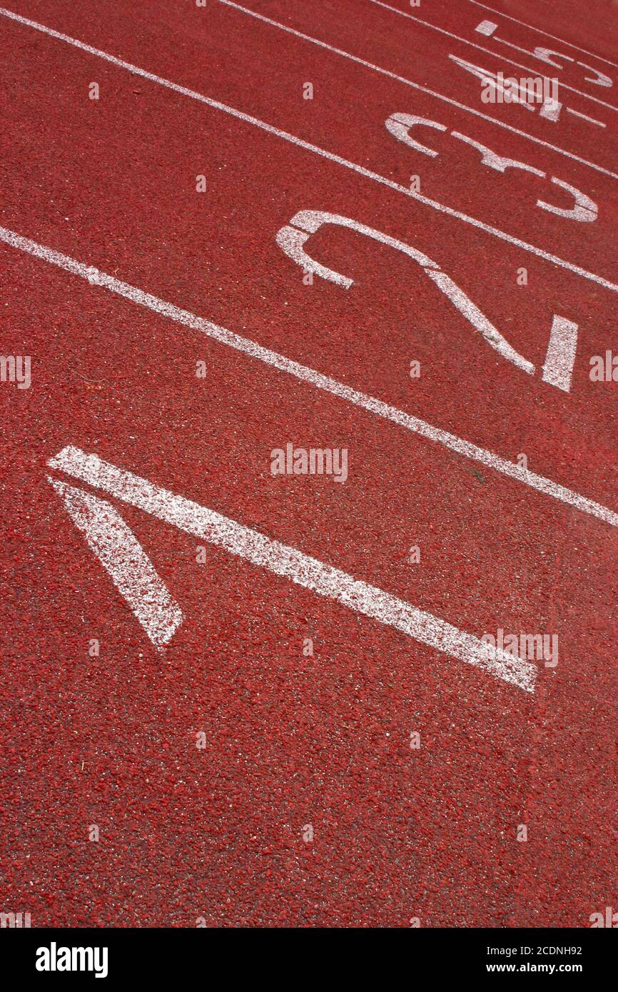 Starting Lane in Athletic Stadion Stock Photo - Alamy
