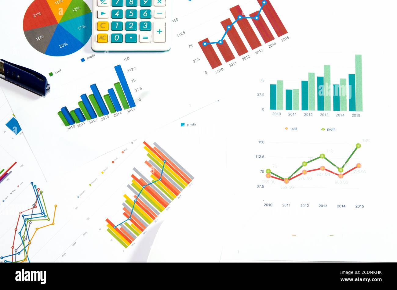 Business graph hi-res stock photography and images - Alamy