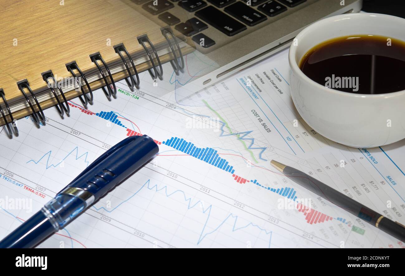 Steps or process graphs hi-res stock photography and images - Alamy