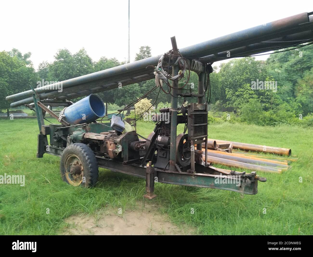 Drilling ground water hole hi-res stock photography and images - Alamy