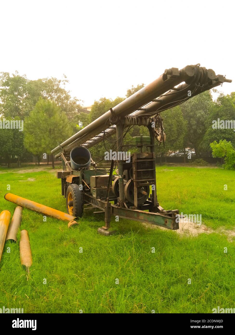 Drilling ground water hole hi-res stock photography and images - Alamy