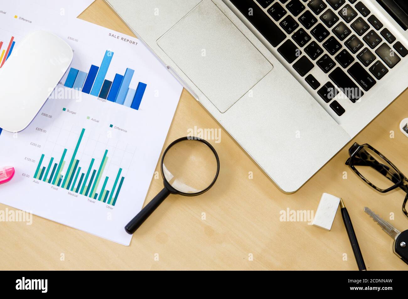 Office workplace laptop graphs hi-res stock photography and images - Alamy