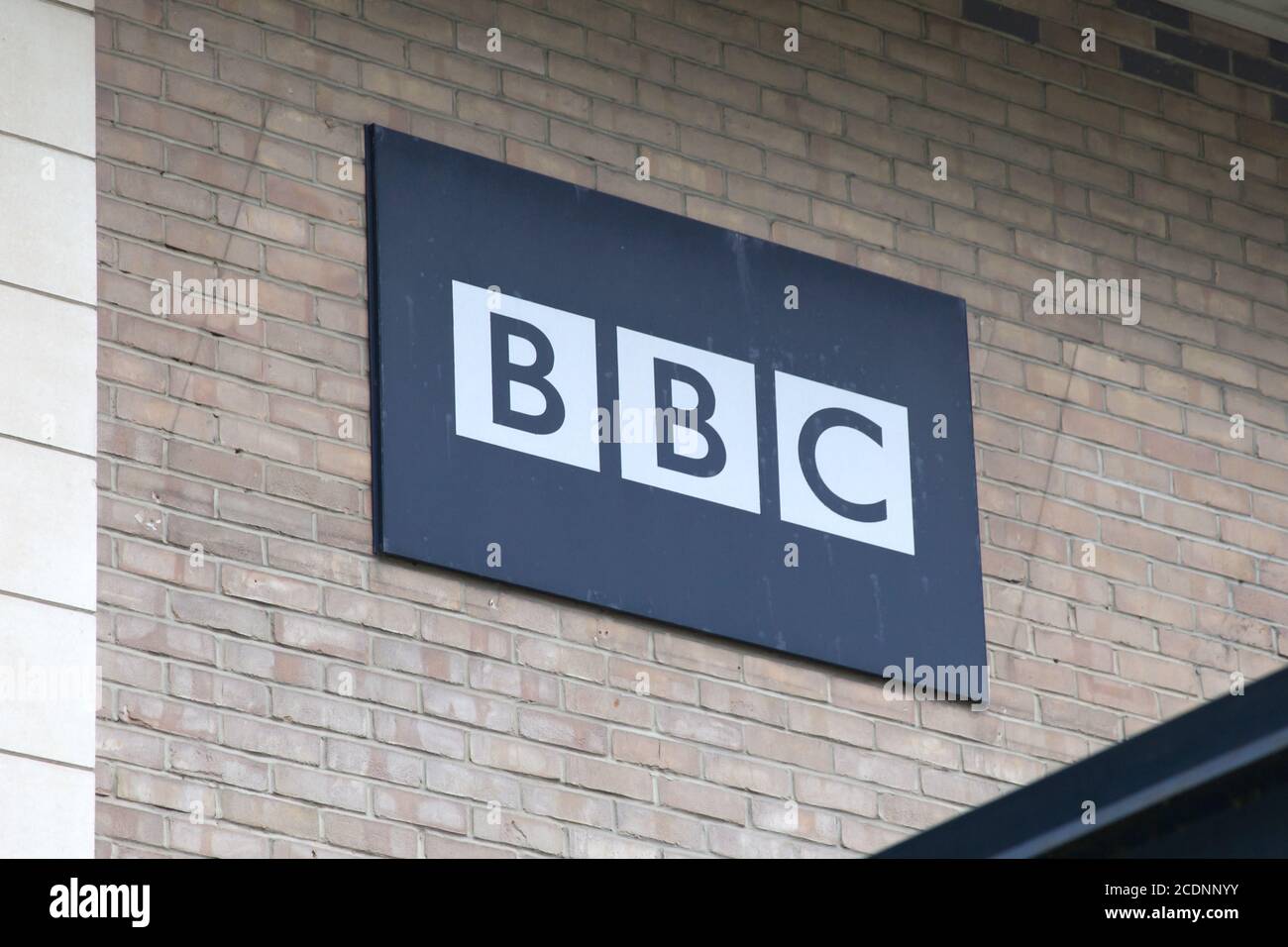Bbc tv logo hi-res stock photography and images - Alamy