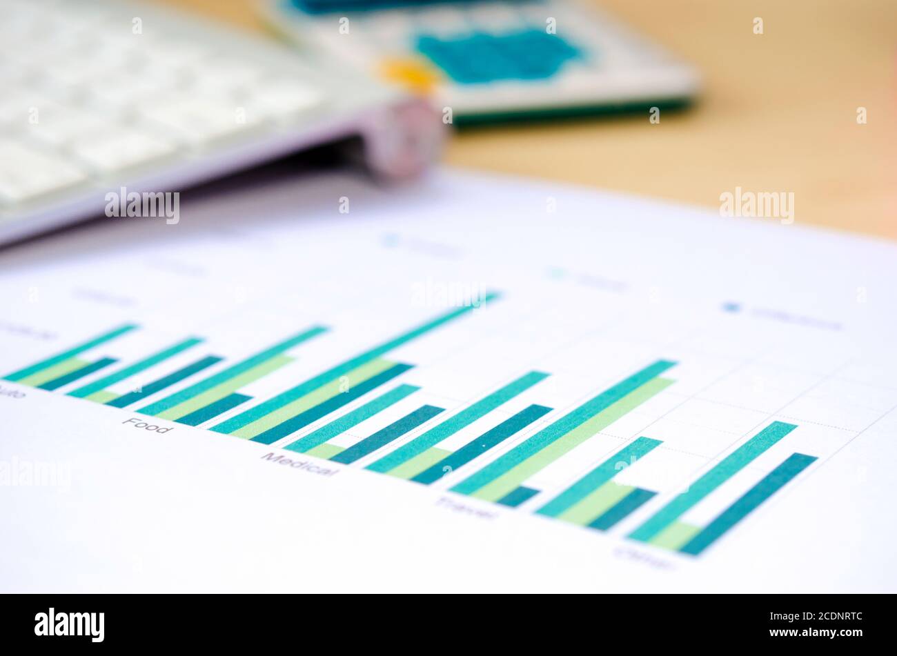 Business documents growth chart hi-res stock photography and images - Alamy