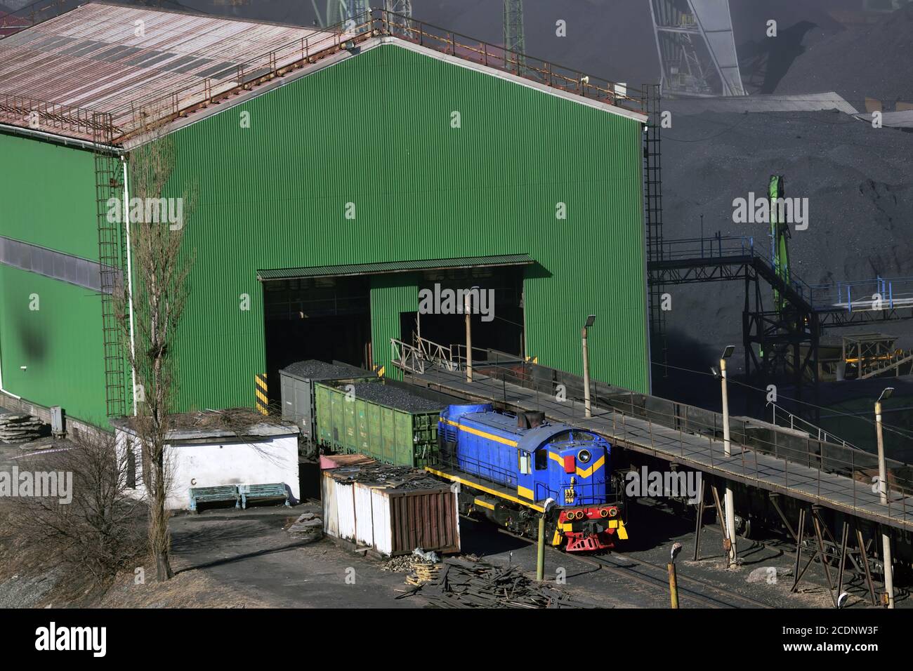 Transport of raw materials Stock Photo - Alamy