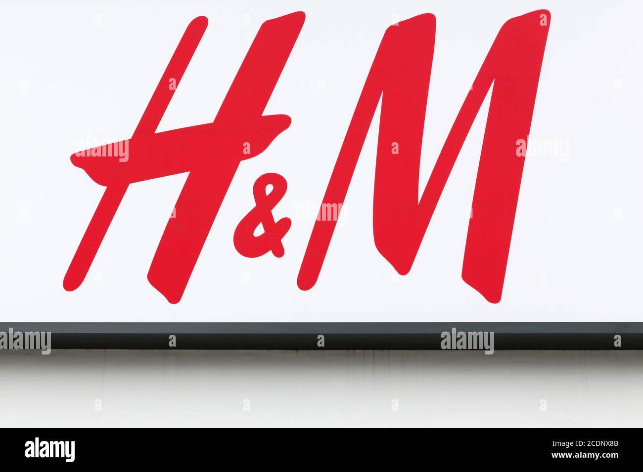 M clothing company logo hi-res stock photography and images - Alamy