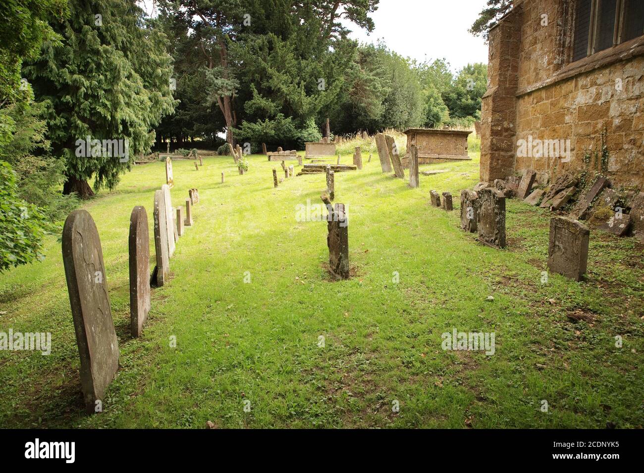 Warmington church hi-res stock photography and images - Alamy