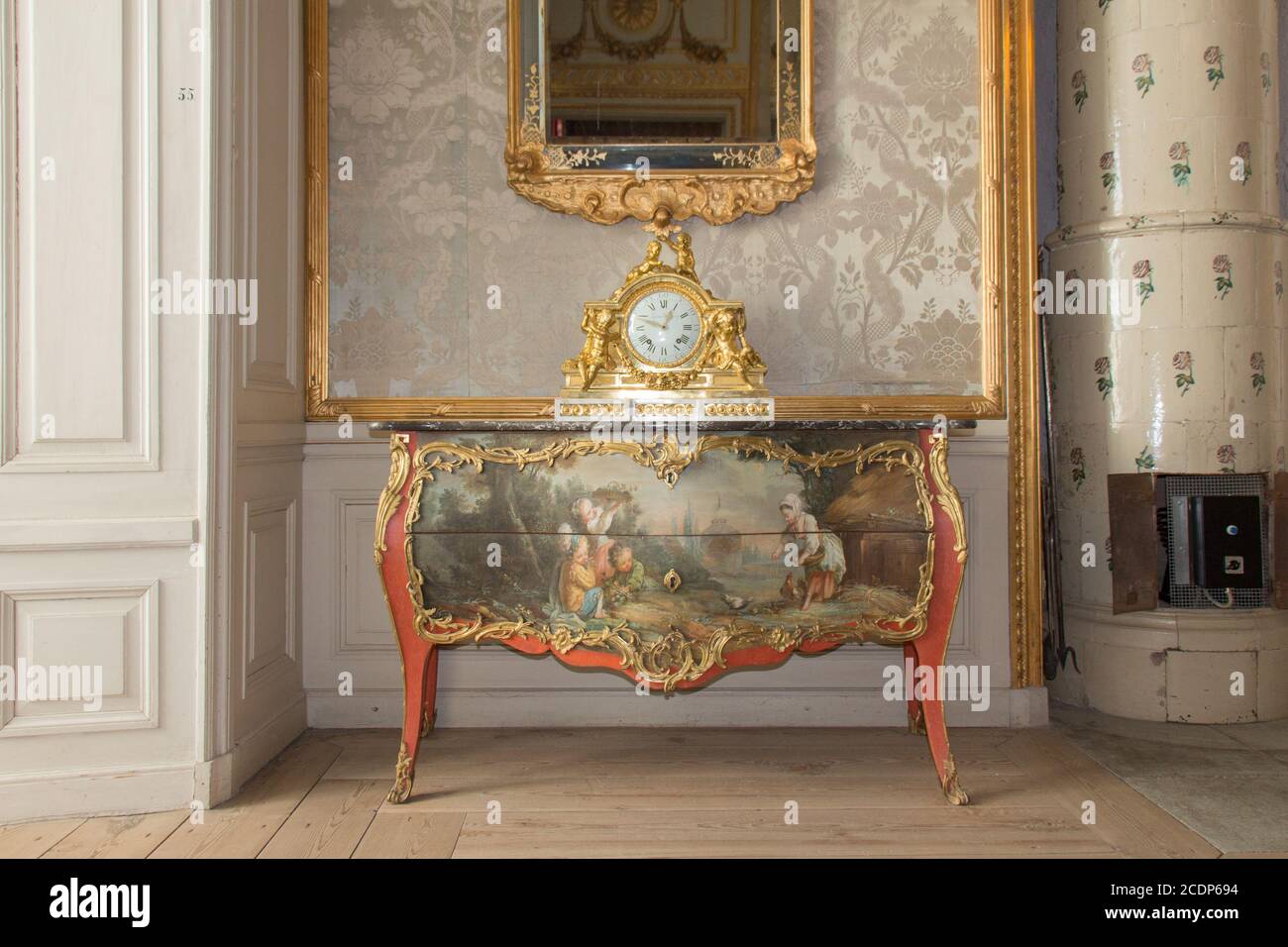 Renaissance table clock hi-res stock photography and images - Alamy