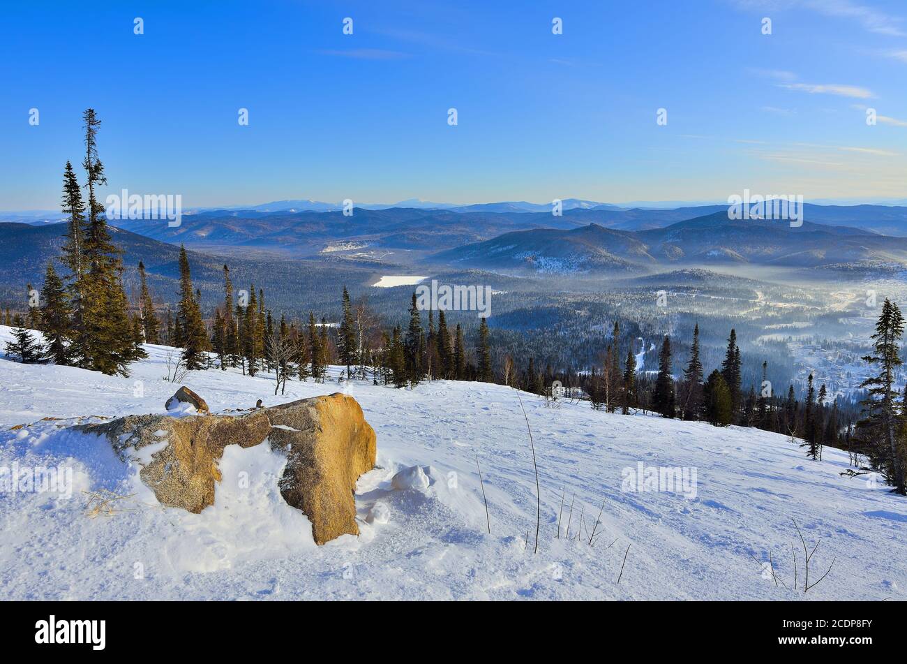 Siberia landscape winter mountains hi-res stock photography and images ...