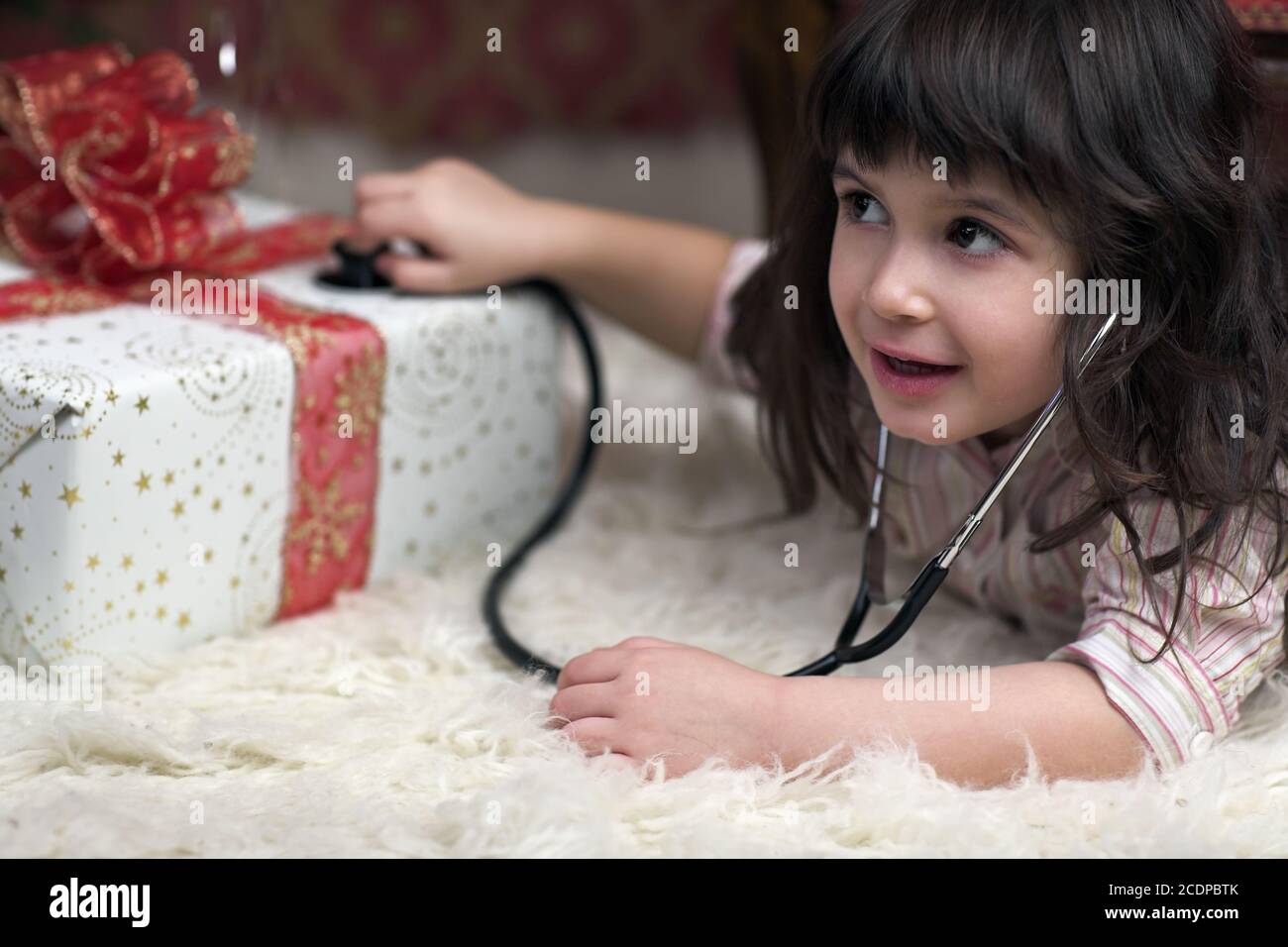 Eavesdrop hi-res stock photography and images - Alamy