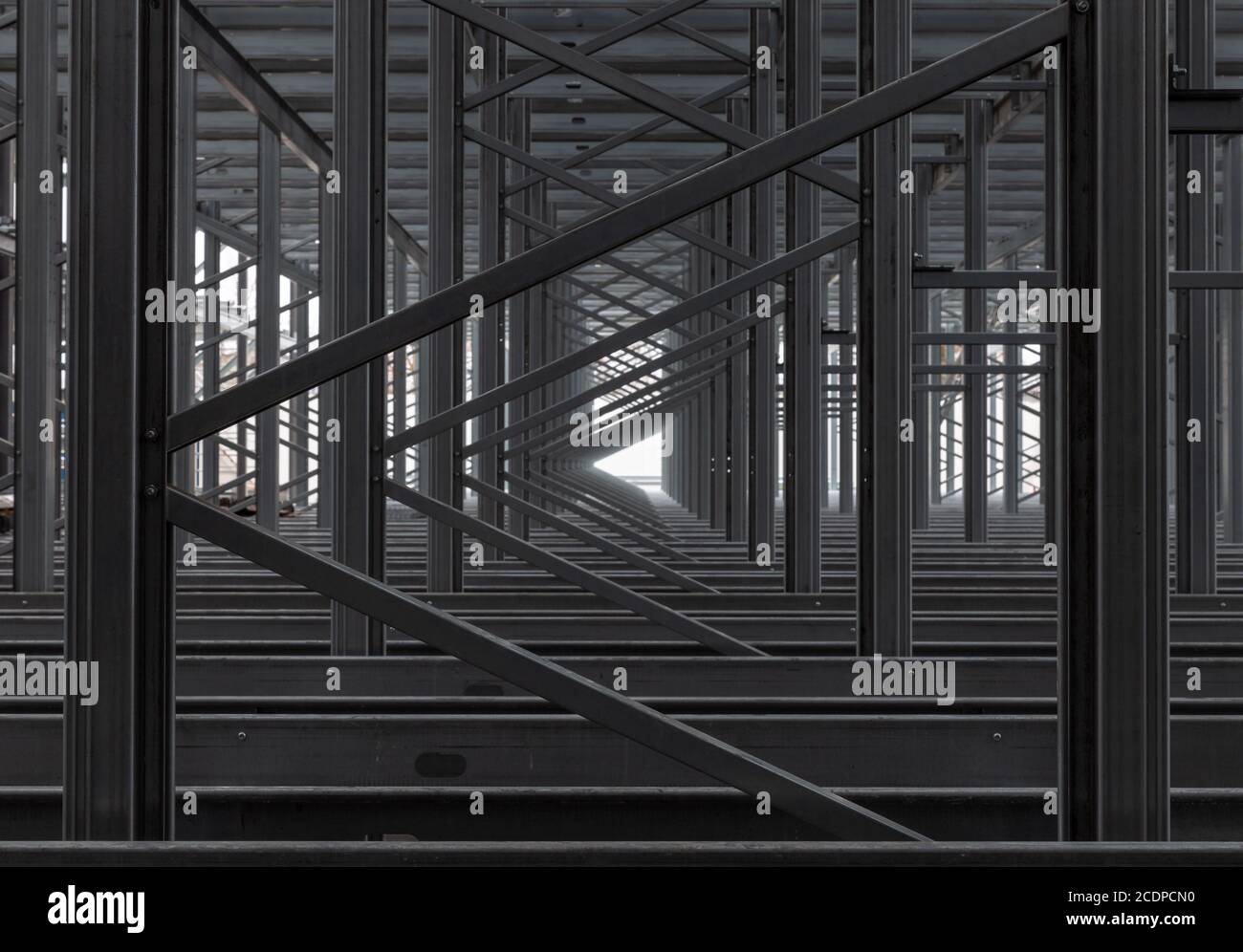 Steel structure of a high rack warehouse Stock Photo - Alamy