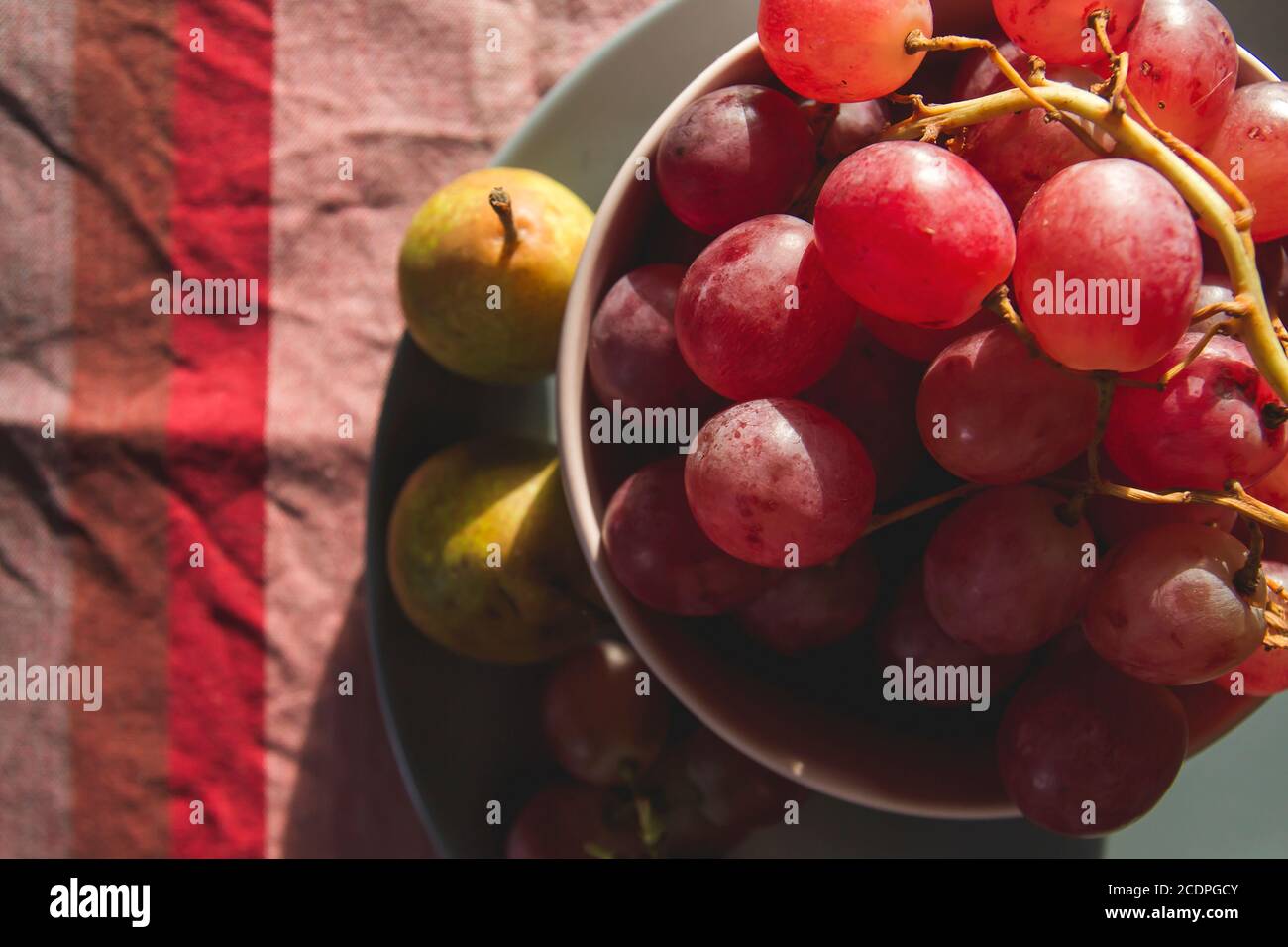 Red strains hi-res stock photography and images - Alamy