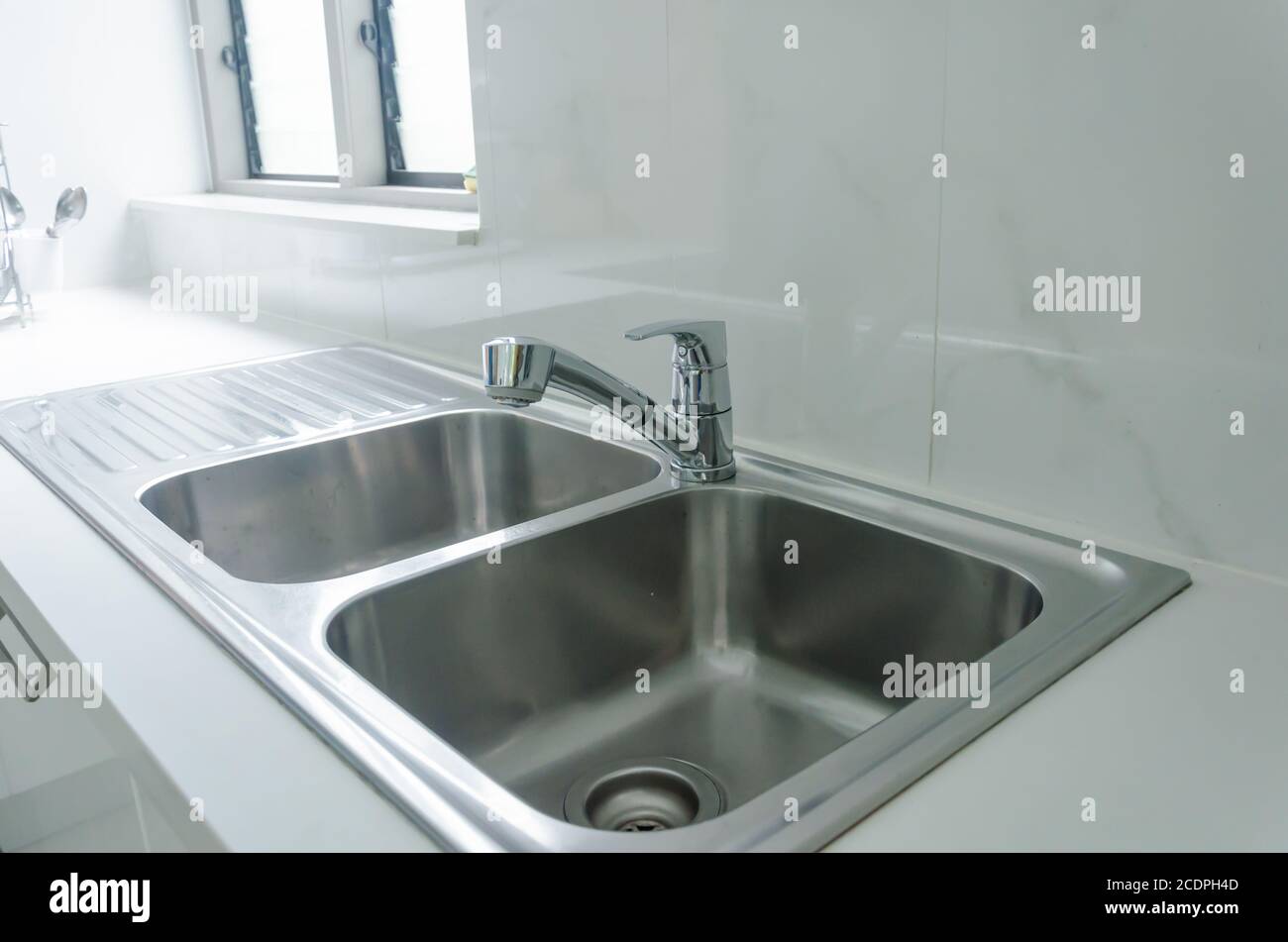 Wash sink tab hi-res stock photography and images - Alamy