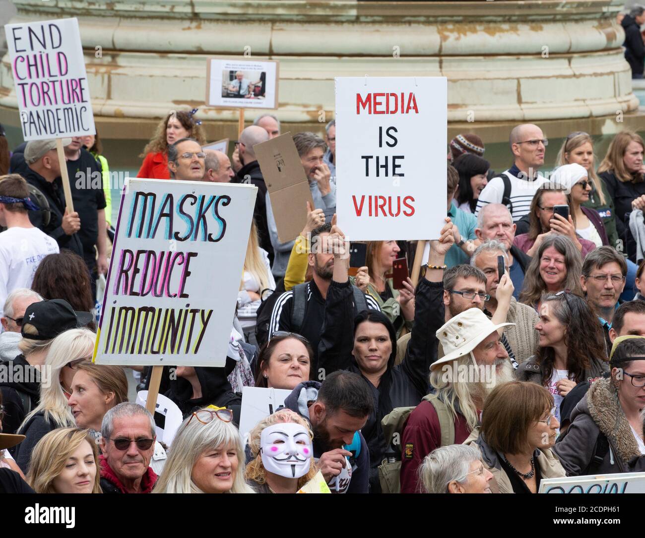Stand up x hi-res stock photography and images - Alamy