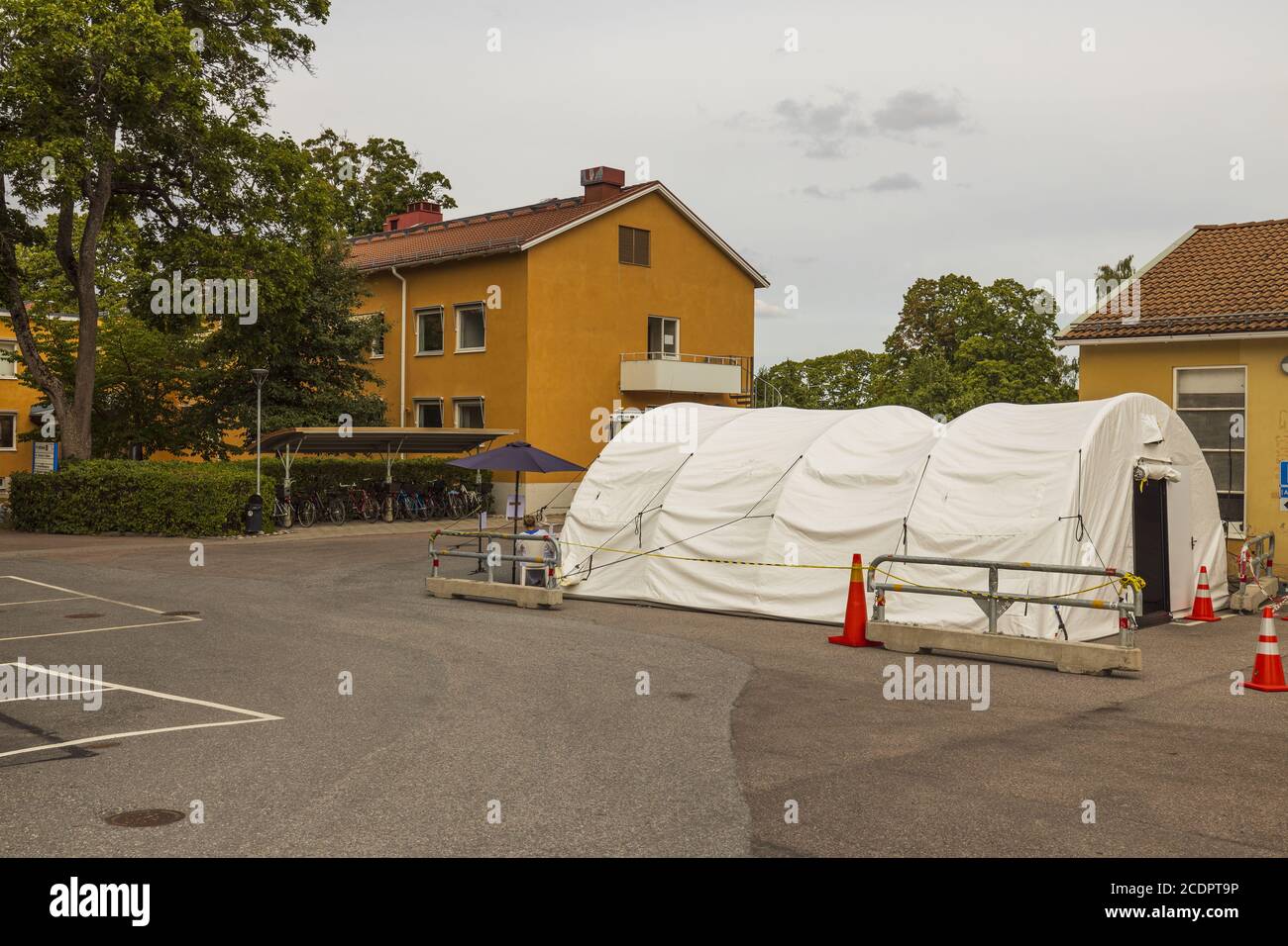 Temporary covid19 hi-res stock photography and images - Alamy