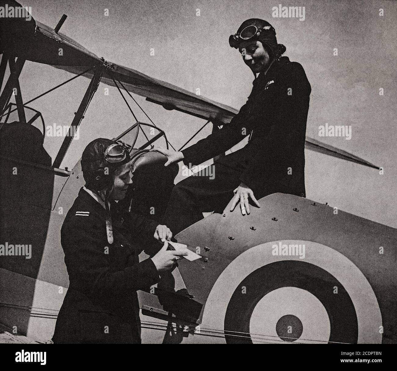 Military air transport service supplies hi-res stock photography and ...