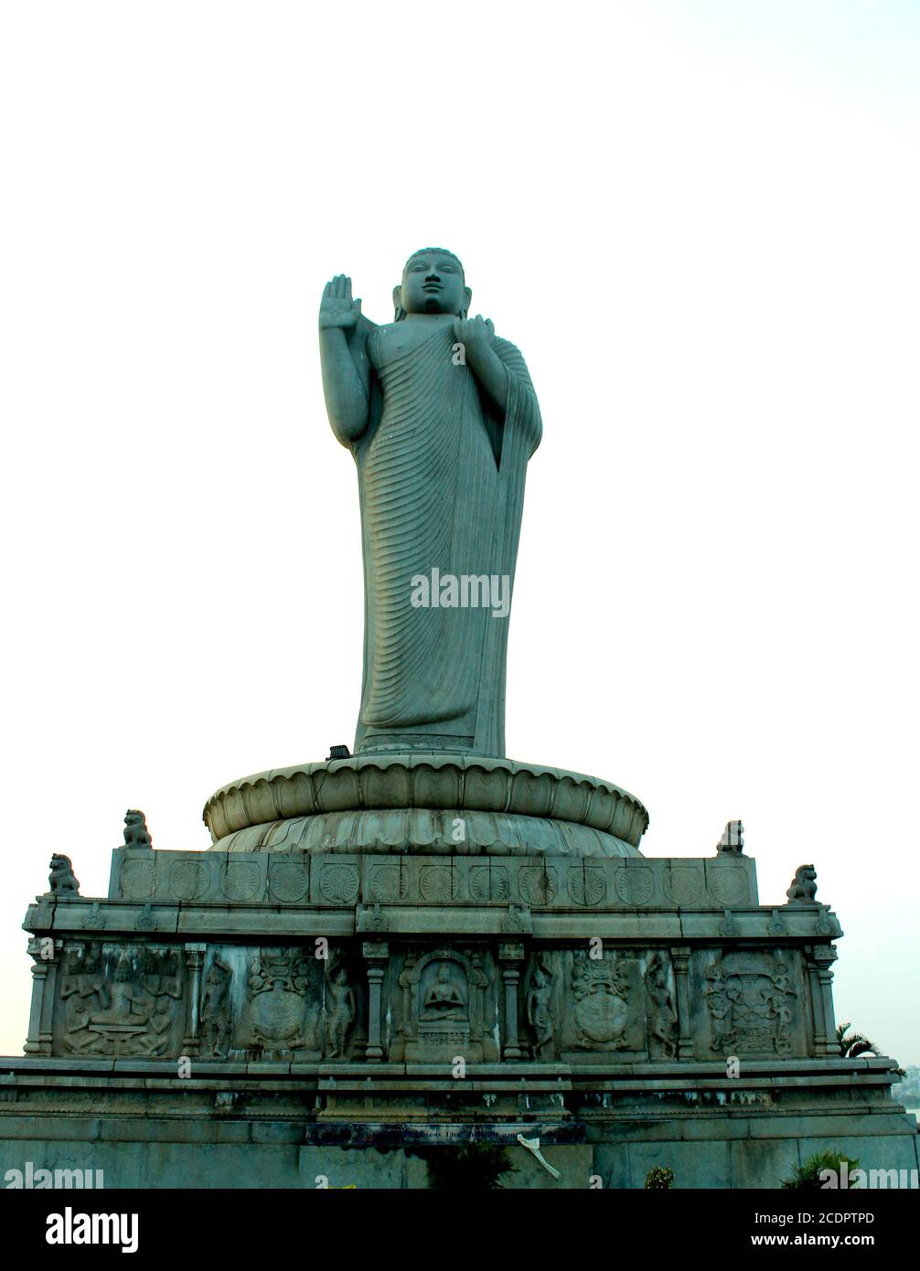 Hussain sagar lake hi-res stock photography and images - Alamy