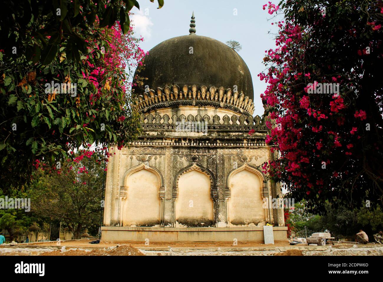 Historic Qutub Shahi tombs Stock Photo - Alamy