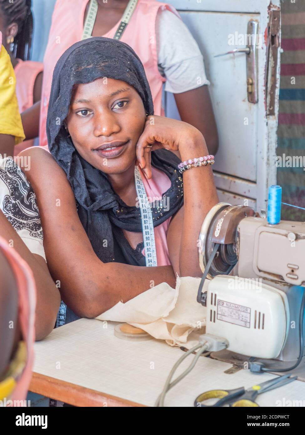 Muslim woman machine hi-res stock photography and images - Alamy