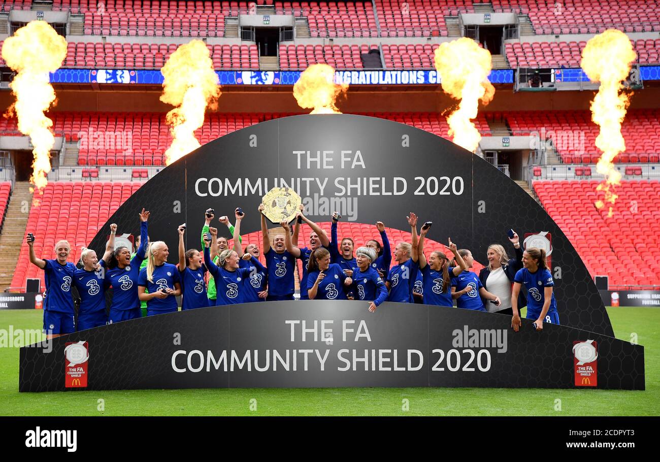 Chelsea players celebrate with the trophy after winning the FA Women's ...