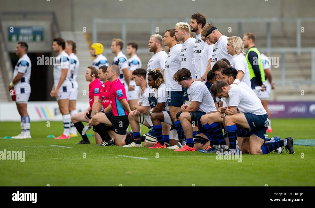 Blm take a knee sports hi-res stock photography and images - Alamy