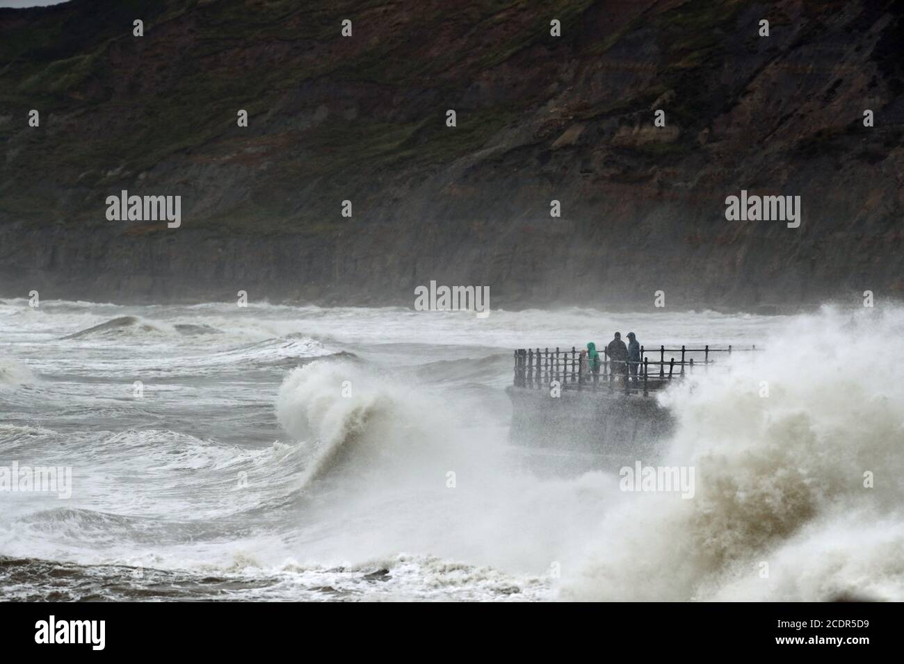 Windy weather uk hi-res stock photography and images - Alamy
