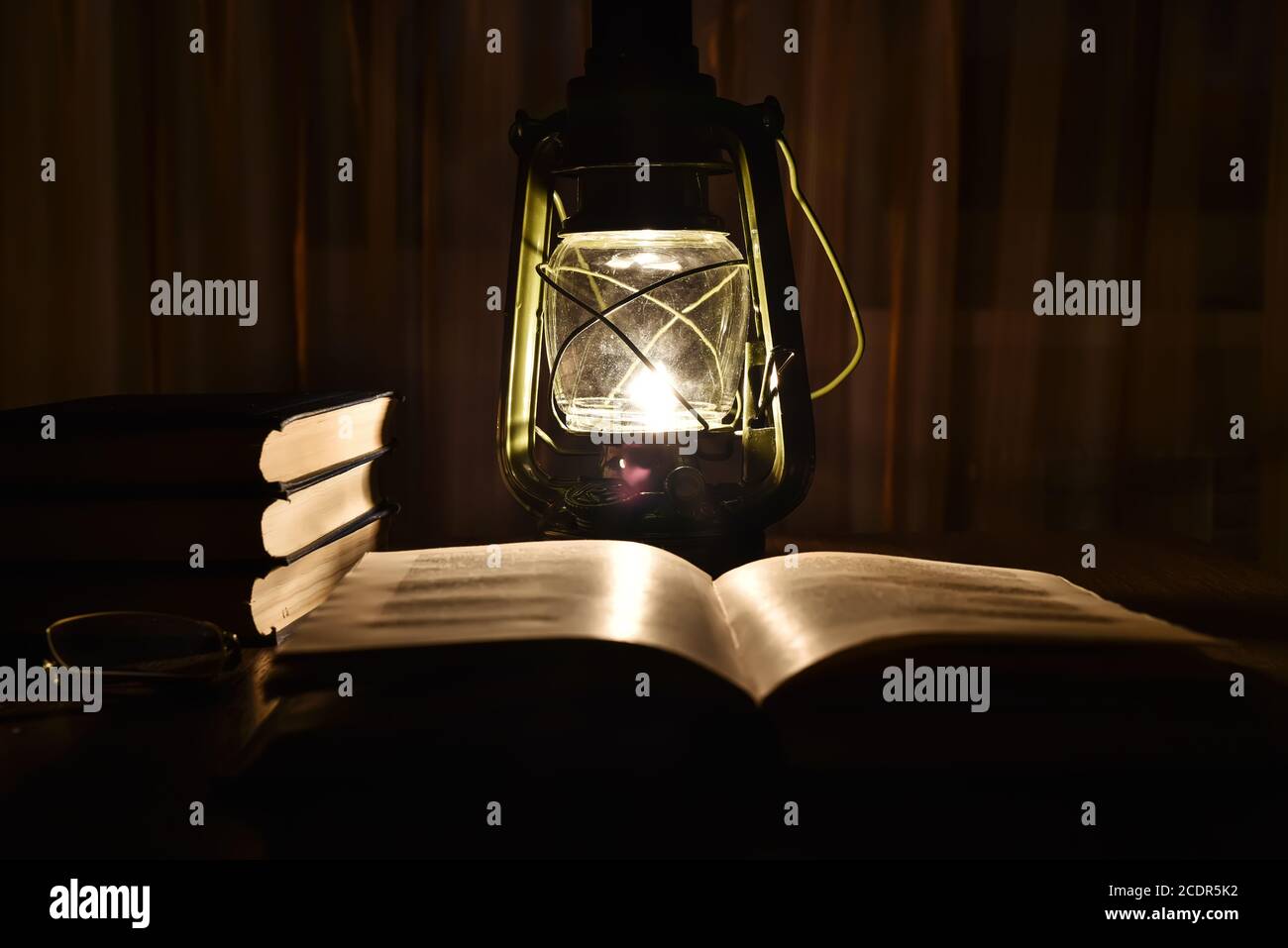 Book lamp hi-res stock photography and images - Alamy