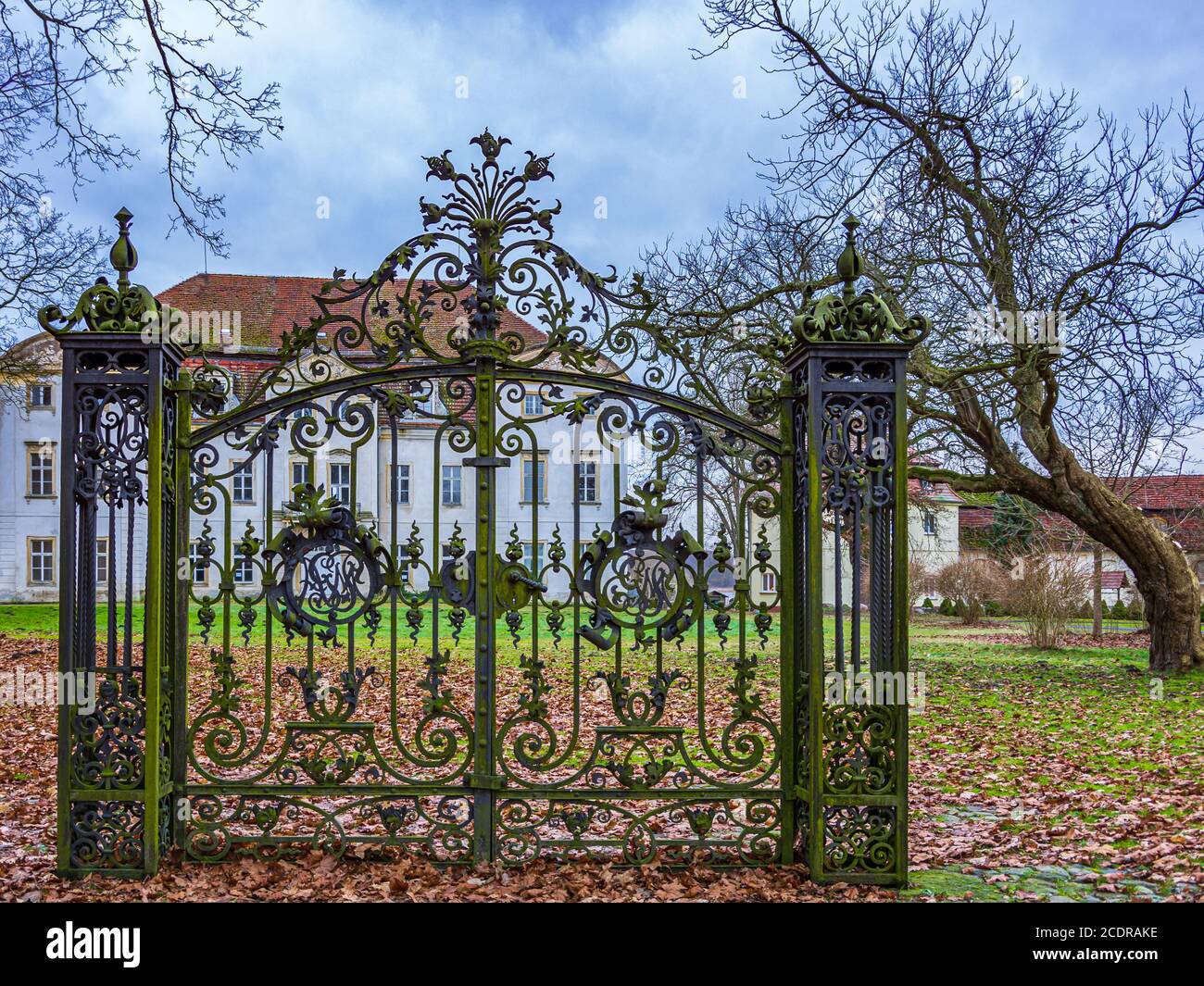 Behind closed gates - an old abandoned and dilapidated manor house ...