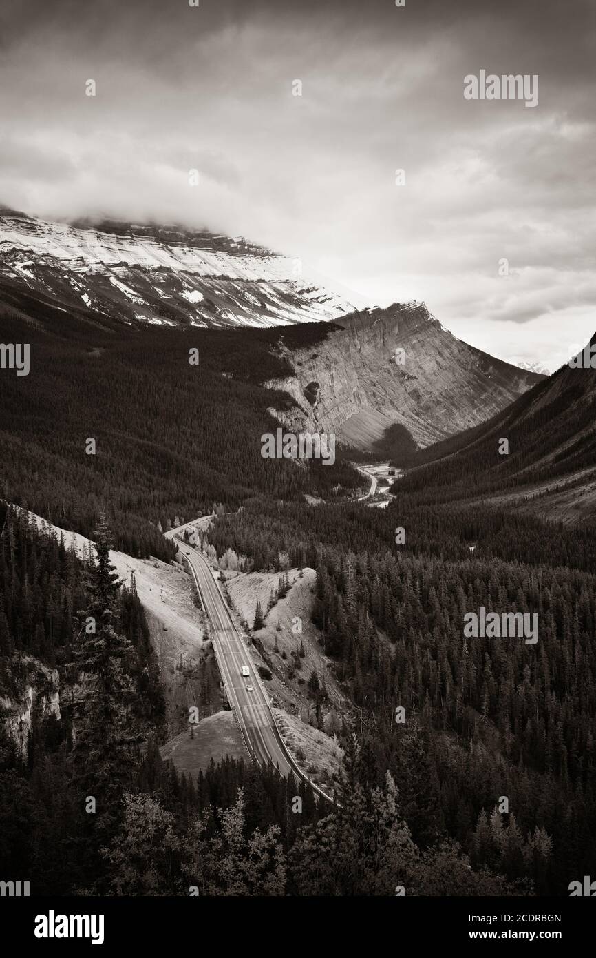 Beautiful landscape in Banff National Park in Canada Stock Photo - Alamy