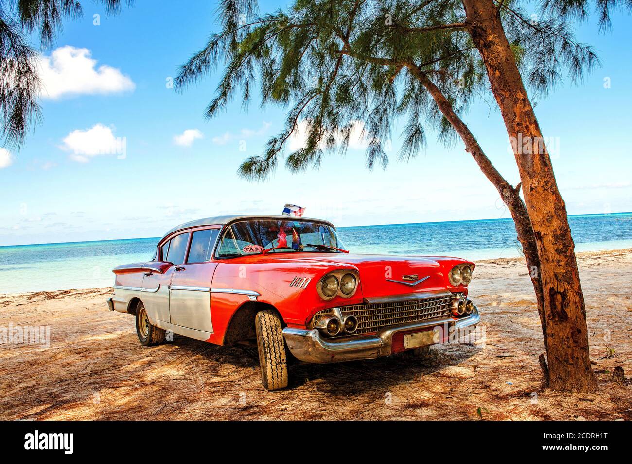 Cuba beach car hi-res stock photography and images - Alamy