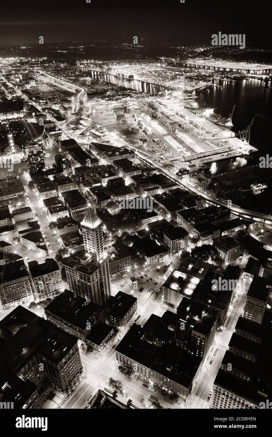 Seattle rooftop panorama view with urban architecture at night Stock ...