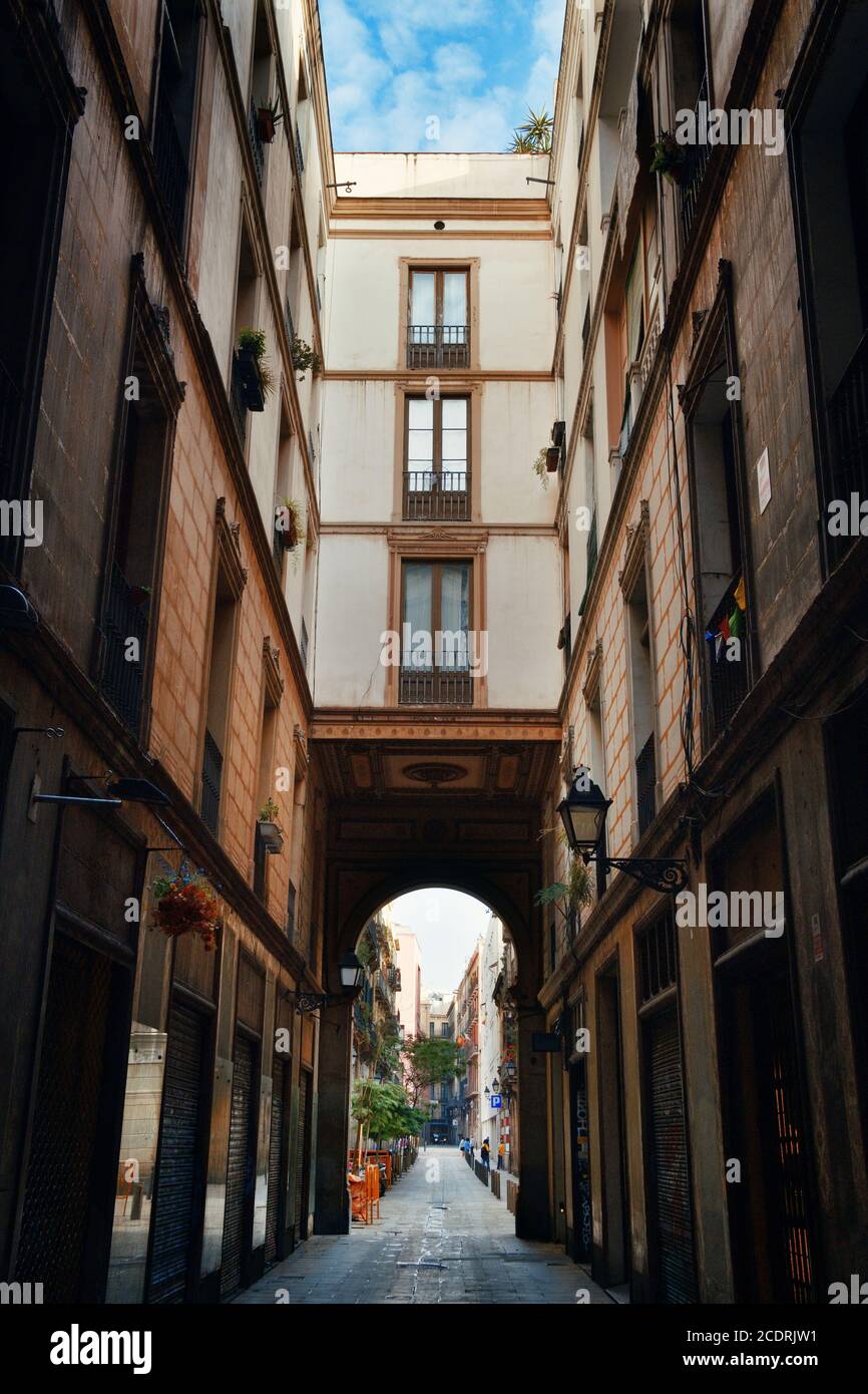 Street view of small alley with historic buildings in Madrid, Spain ...