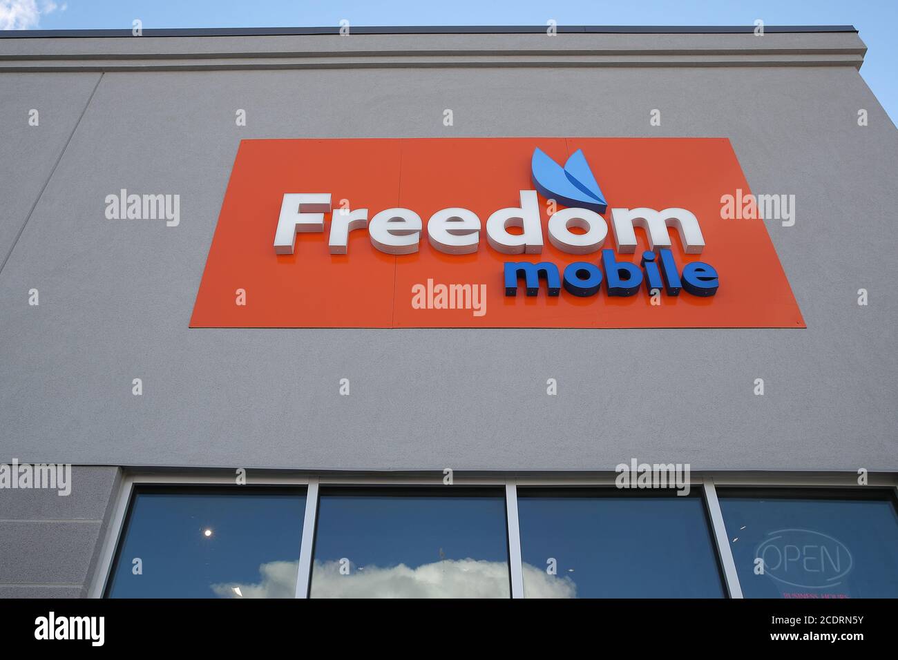 Freedom mobile logo hi-res stock photography and images - Alamy