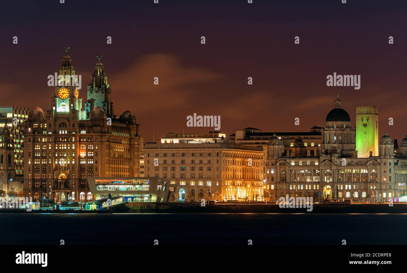Liverpool skyline cityscape at night with buildings in England in ...